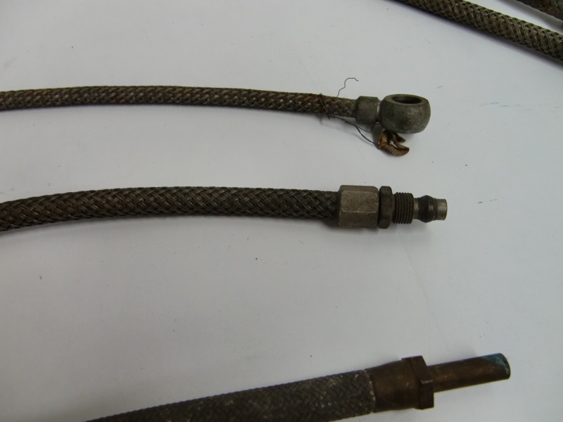 Woven steel fuel-lines | Les-Six-Troenes